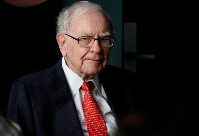 Ở tuổi 94, tỉ phú Warren Buffett thông báo kế hoạch nghỉ hưu